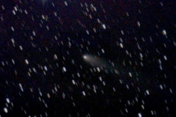 Comets at the Tuomi Observatory